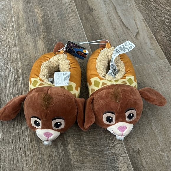 Disney | Shoes | Disney Kids Wish Slippers Size 112 Us | Poshmark